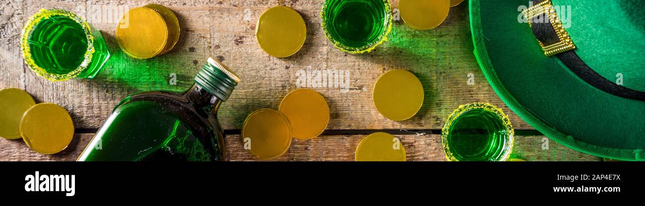 Good luck bar hi-res stock photography and images - Alamy