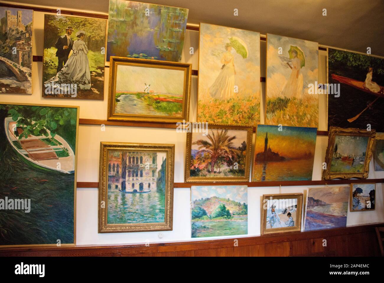 Monet house interior hi-res stock photography and images - Alamy