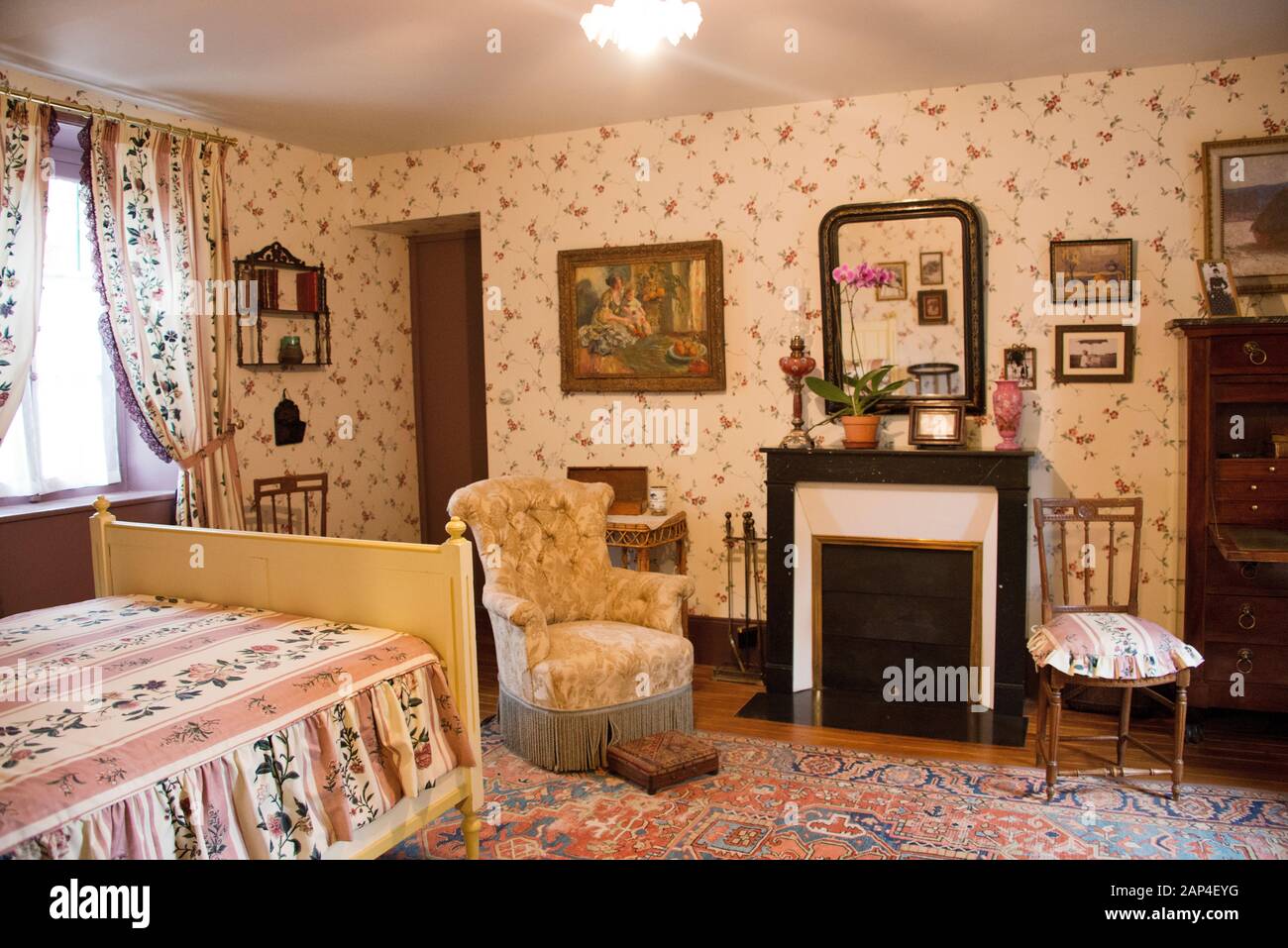 Claude Monet House Giverny Normandy France. Interior of House 84 Rue ...