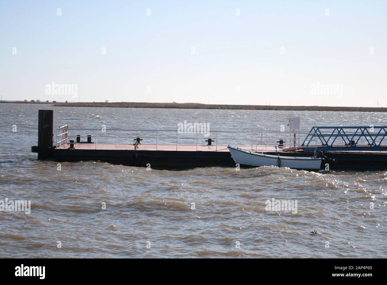 Landscape on the Tagus River with berth and motorboat Stock Photo - Alamy