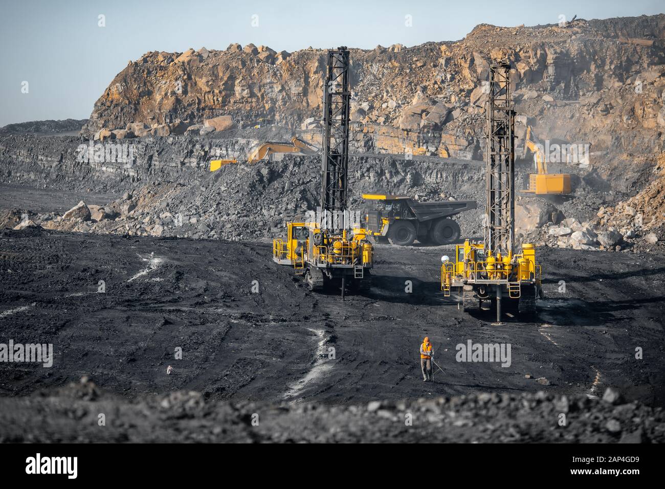 Drilling machine rigs borer wells for installing cast explosives ...