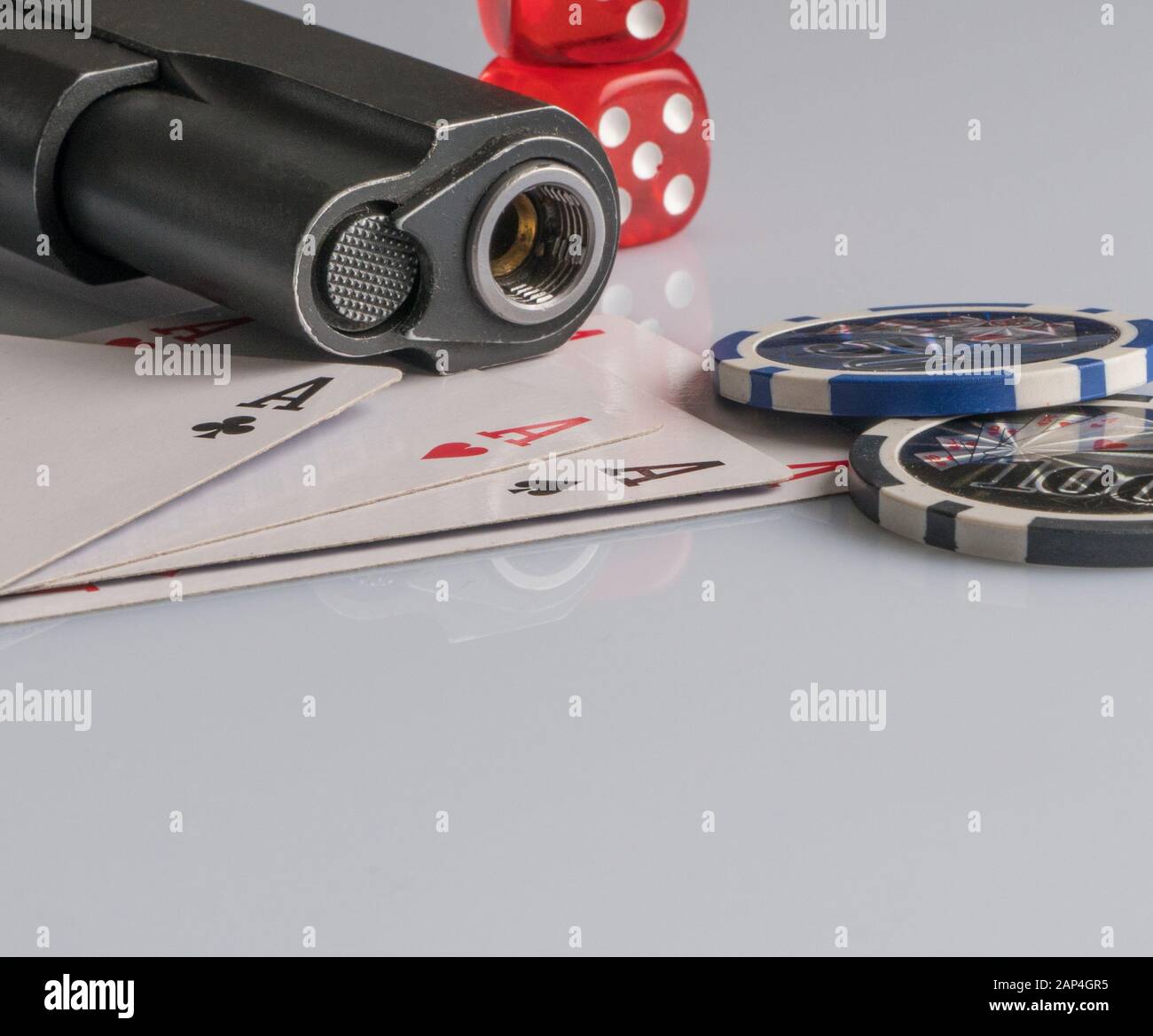 Gun playing cards hi-res stock photography and images - Alamy