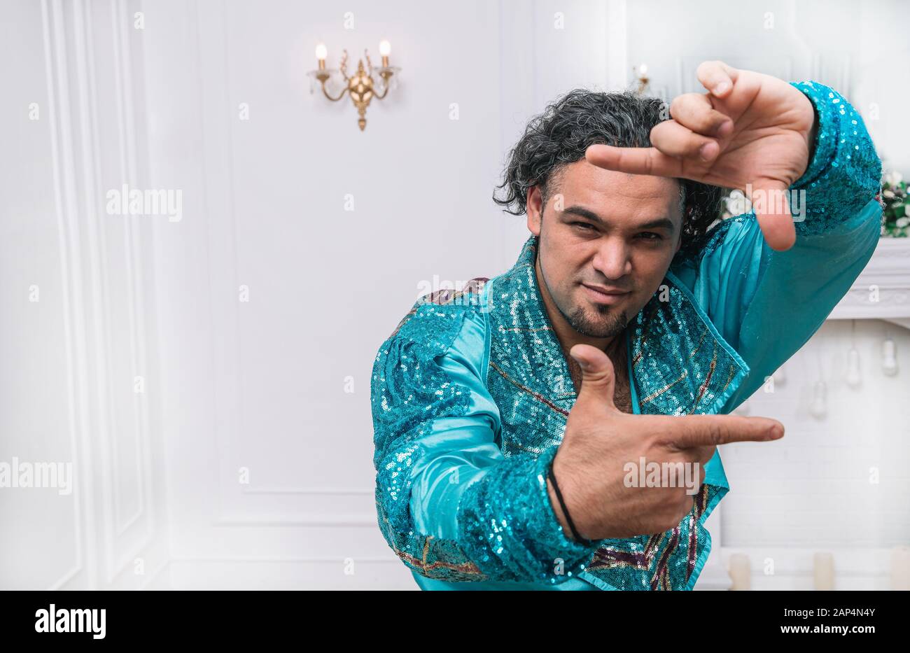 Modern gypsy lifestyle hi-res stock photography and images - Alamy