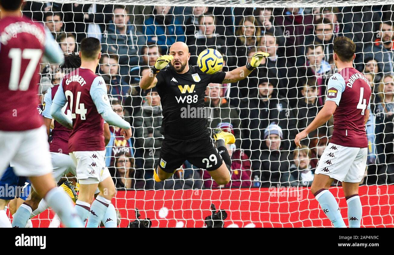 Footballer pepe reina hi-res stock photography and images - Alamy