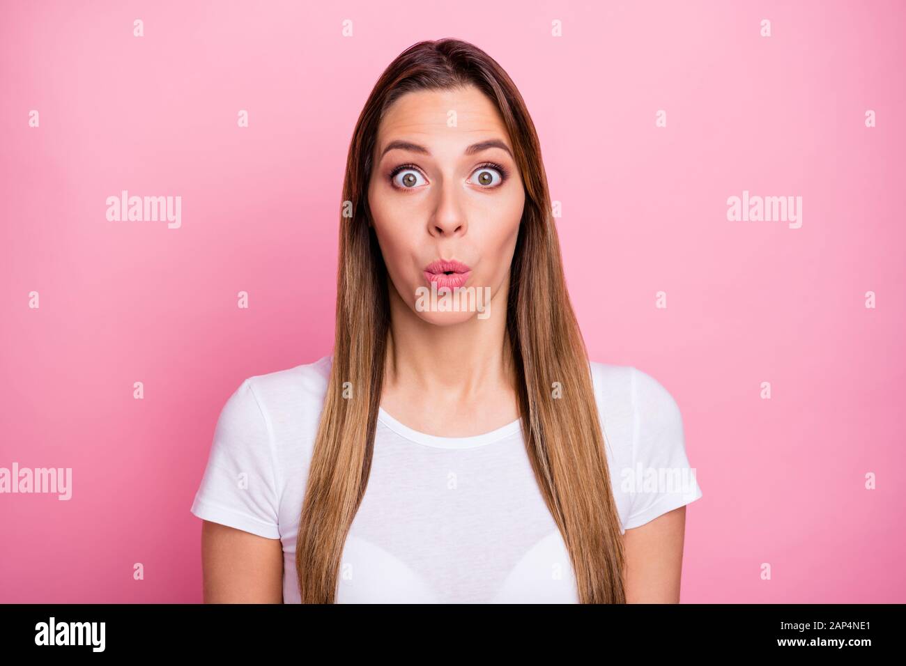 Close up photo of astonished girl hear unbelievable news say wow omg ...