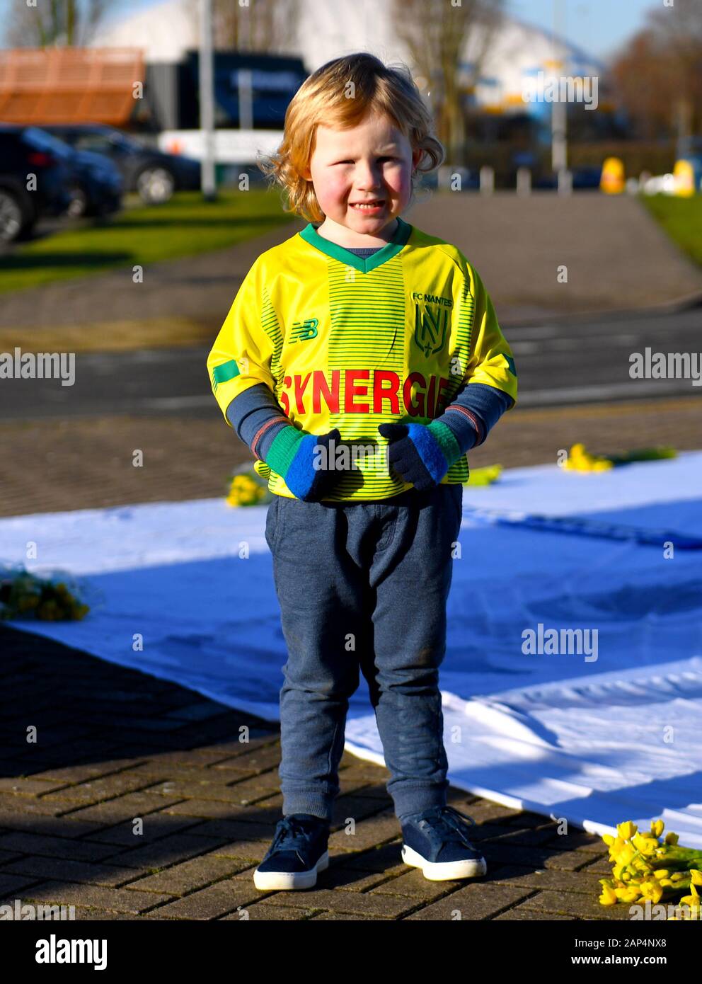 Oliver thorne hi-res stock photography and images - Alamy
