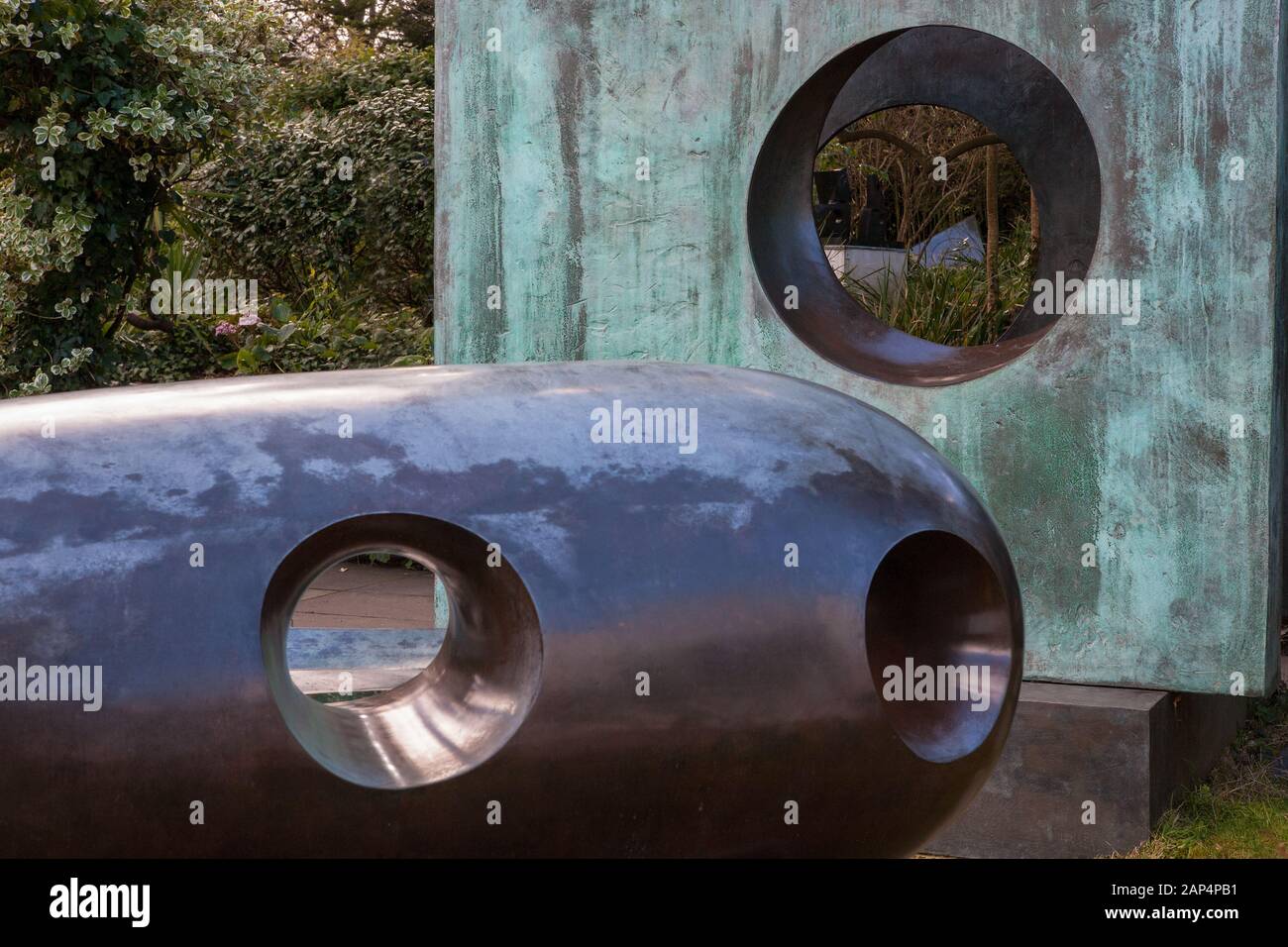 River Form (1965), with Four-Square (Walk Through) (1966) beyond ...