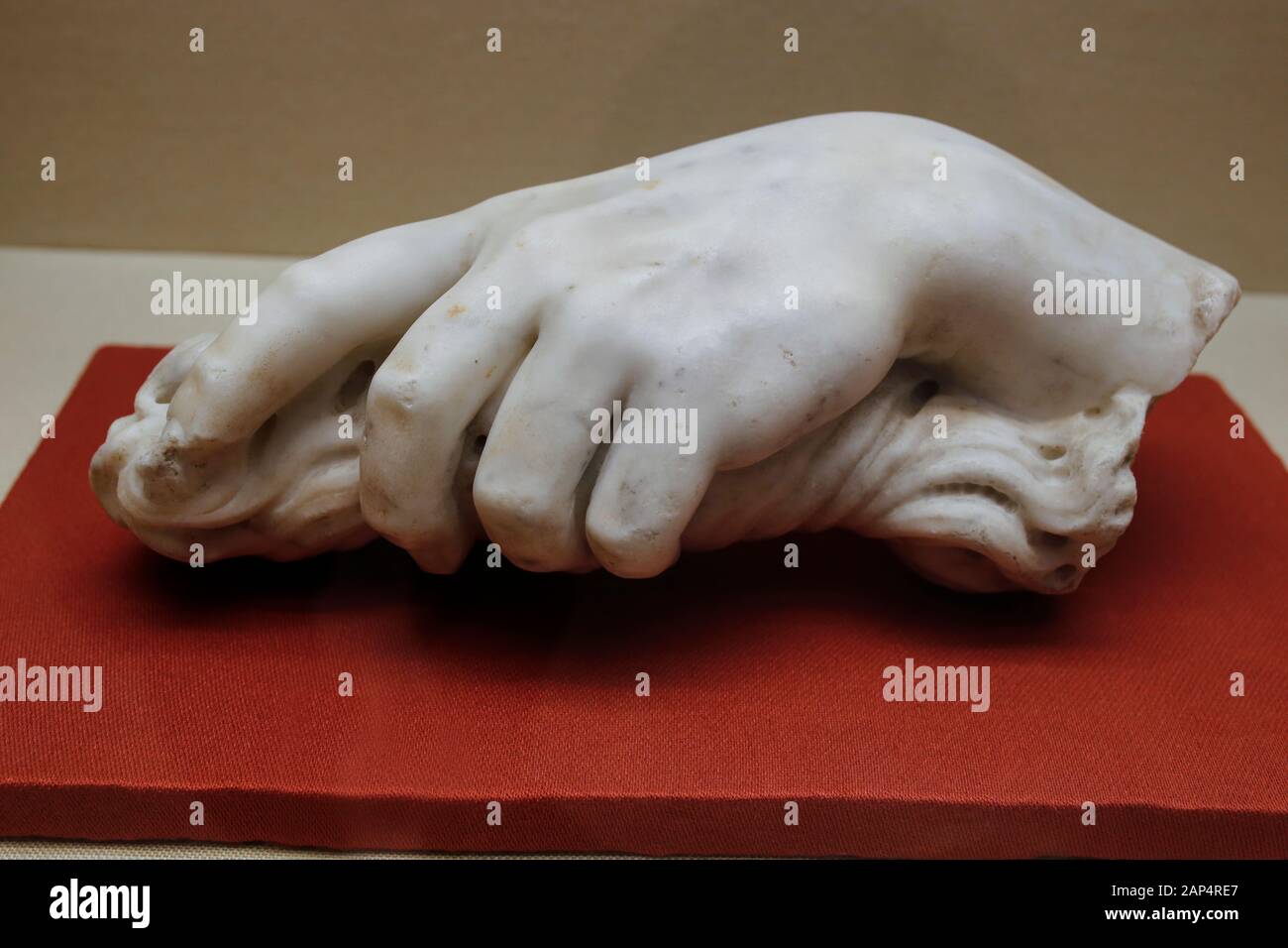 Zeus statue lightning hi-res stock photography and images - Alamy