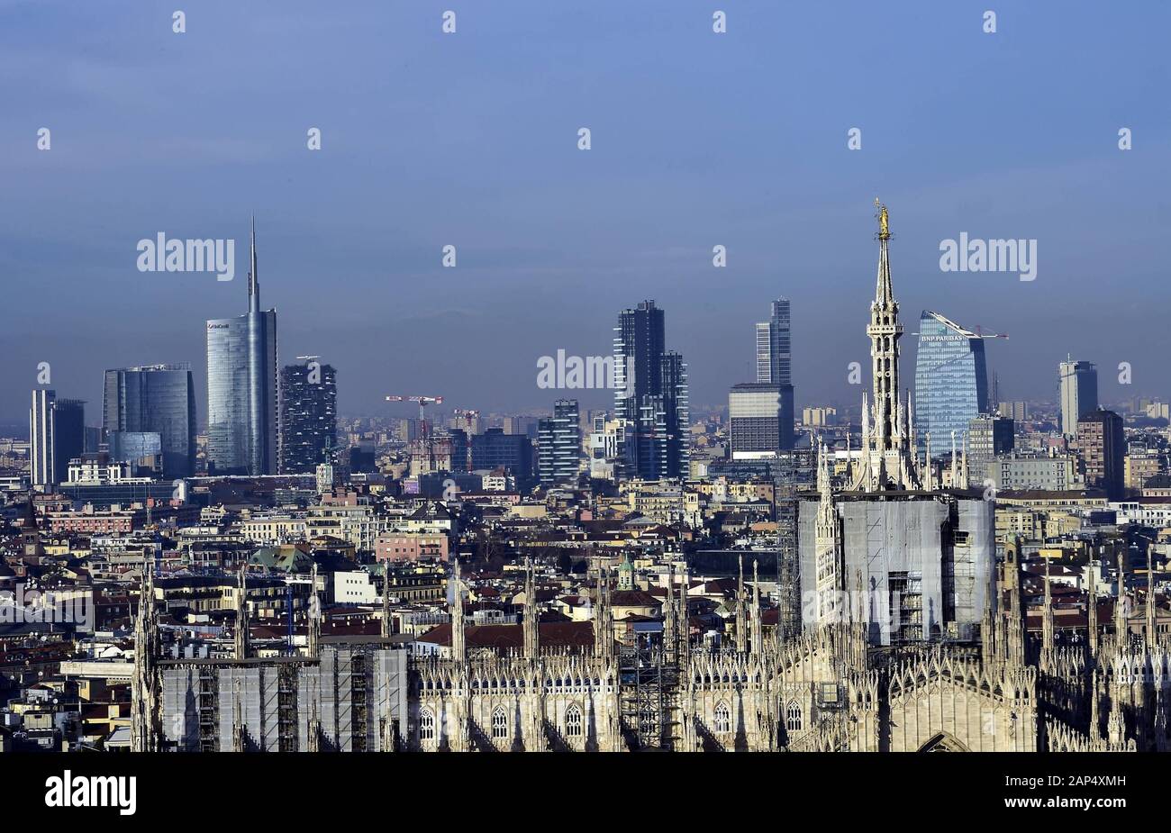 Torre solaria hi-res stock photography and images - Alamy