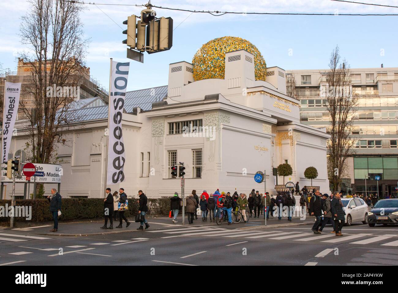 Secession building entrance art hi-res stock photography and images - Alamy