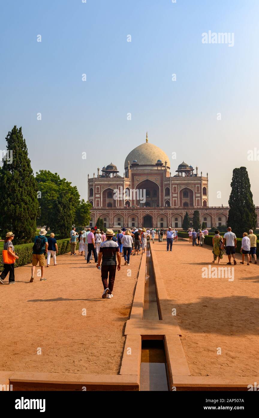 Humayun's Tomb complex, New Delhi, India Stock Photo - Alamy