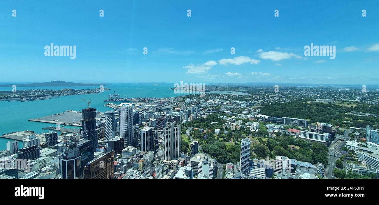 Ports of auckland top view hi-res stock photography and images - Alamy