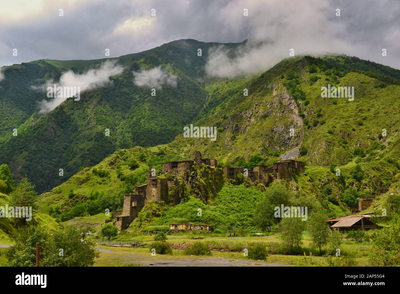 Shatili, beautiful historic village high in the mountains, Georgia ...