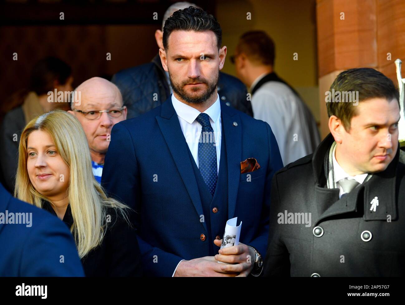 He leaves service st davids cathedral hi-res stock photography and ...