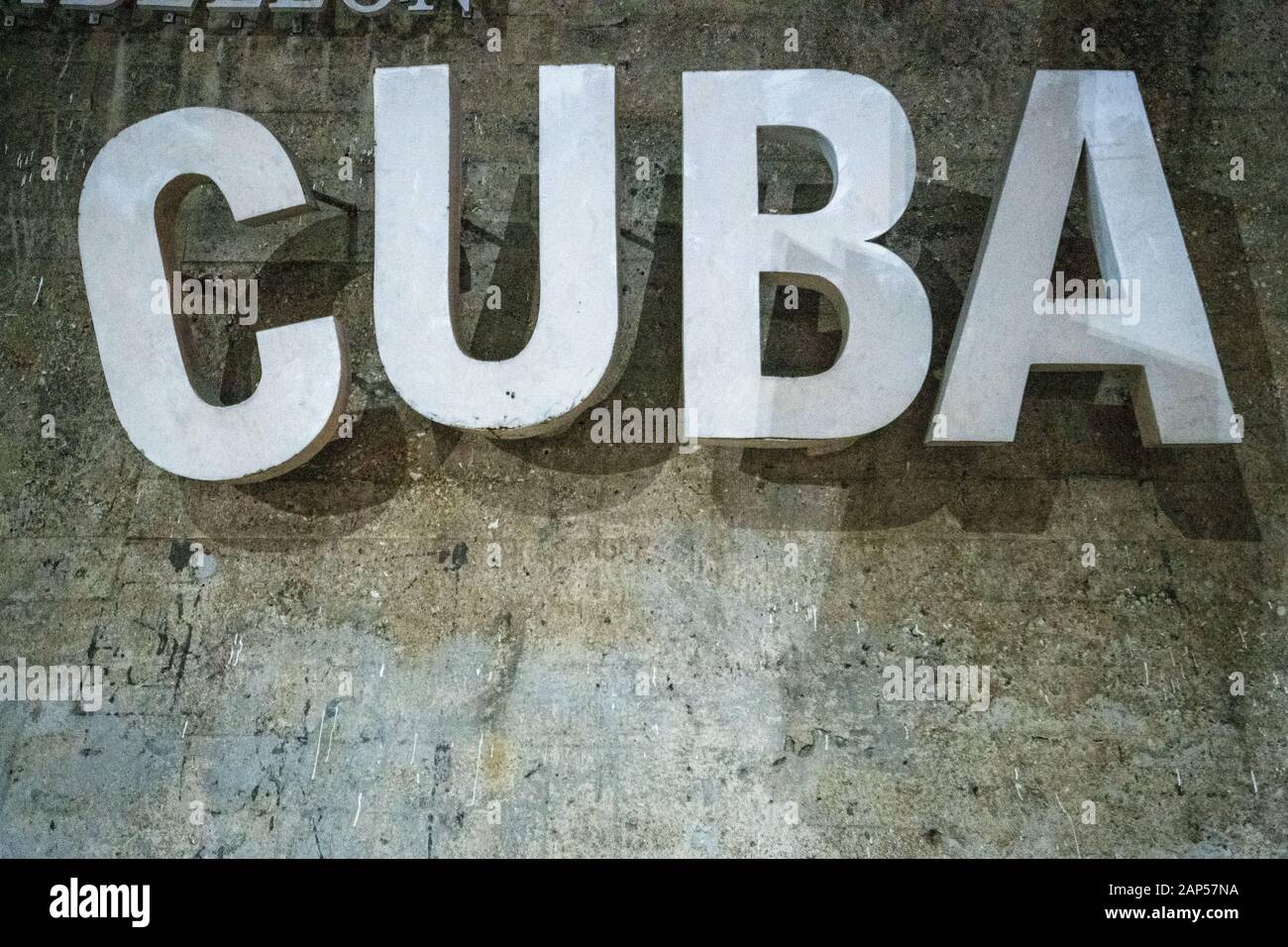 White sign spelling out 'Cuba' , Havana, Cuba Stock Photo - Alamy