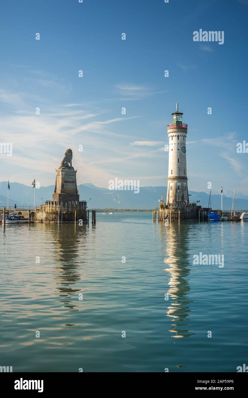 Harbour entrance of Lindau, Lake Constance - Germ. - Bodensee - with ...