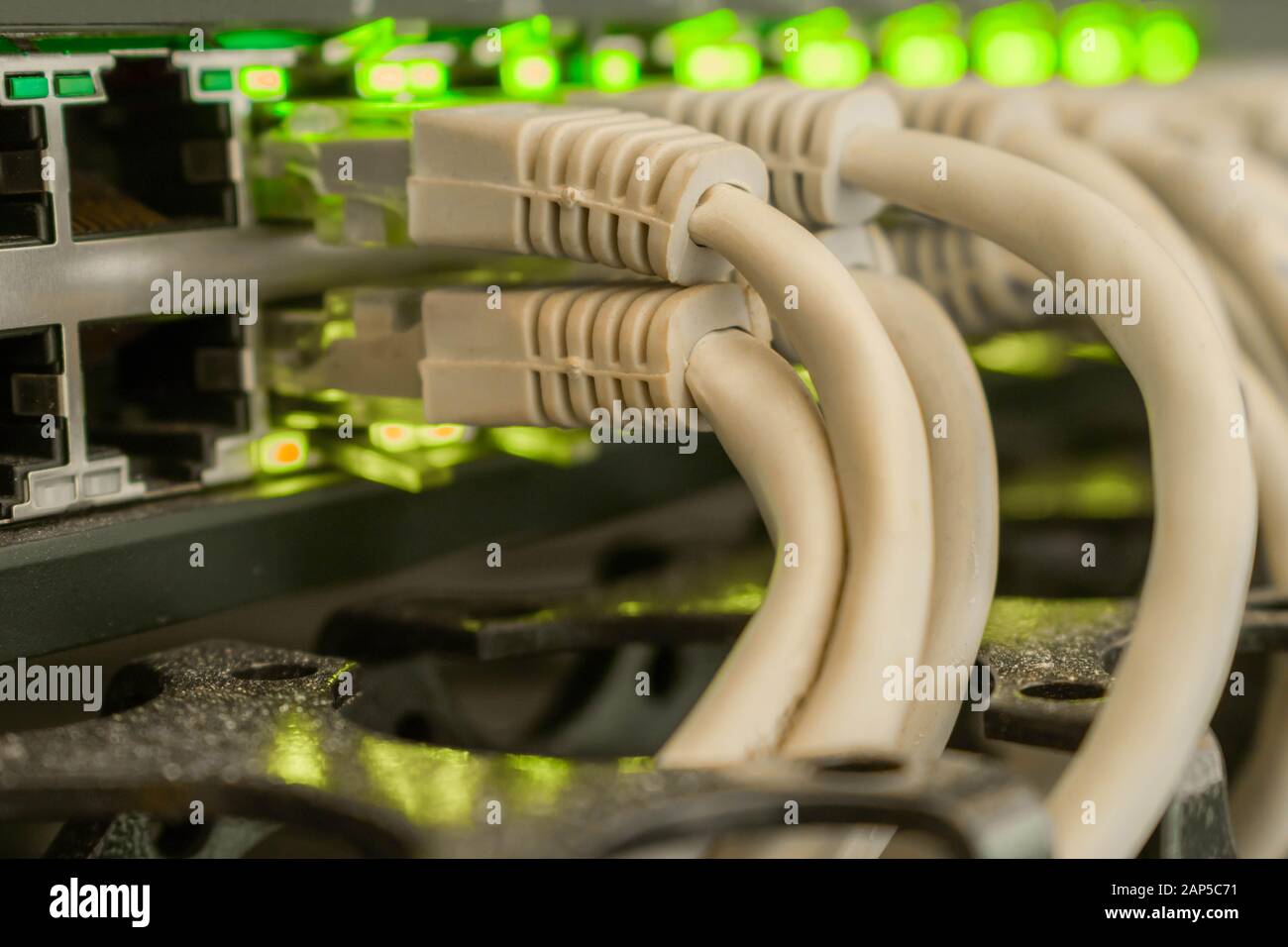 Managed hosted server hi-res stock photography and images - Alamy