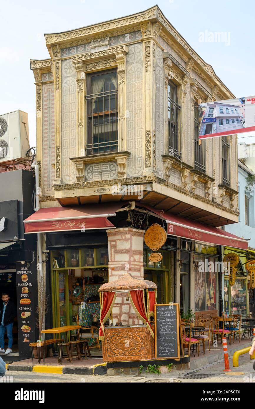 Kafe hi-res stock photography and images - Alamy