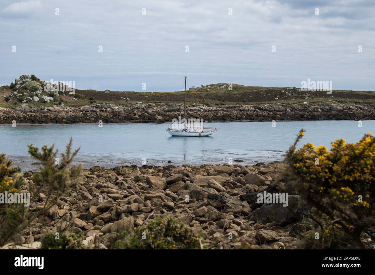 Isles of scilly isles hi-res stock photography and images - Alamy