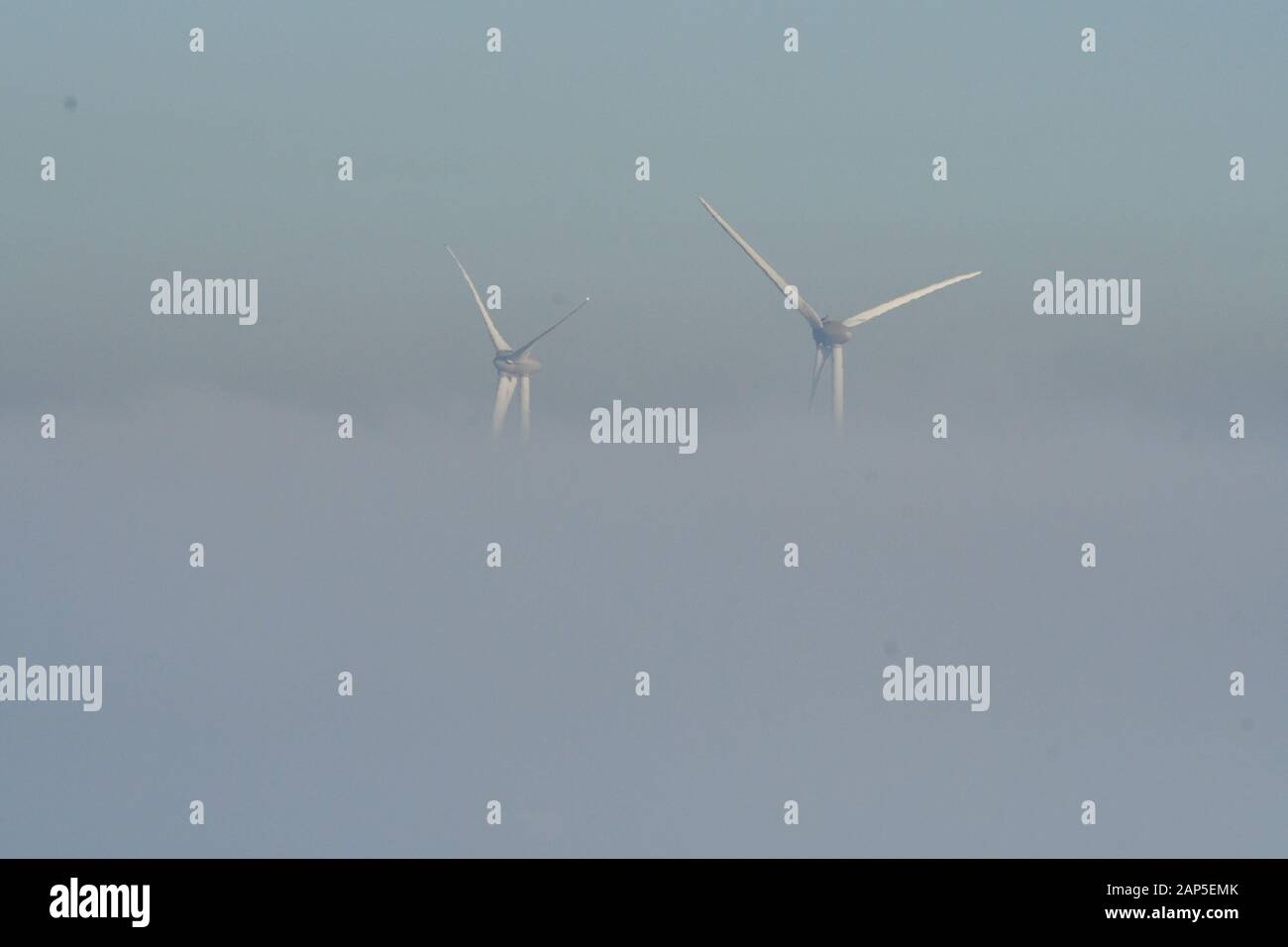Bristol. 21st Jan 2020. UK Weather. Thick Coastal fog arrived very ...