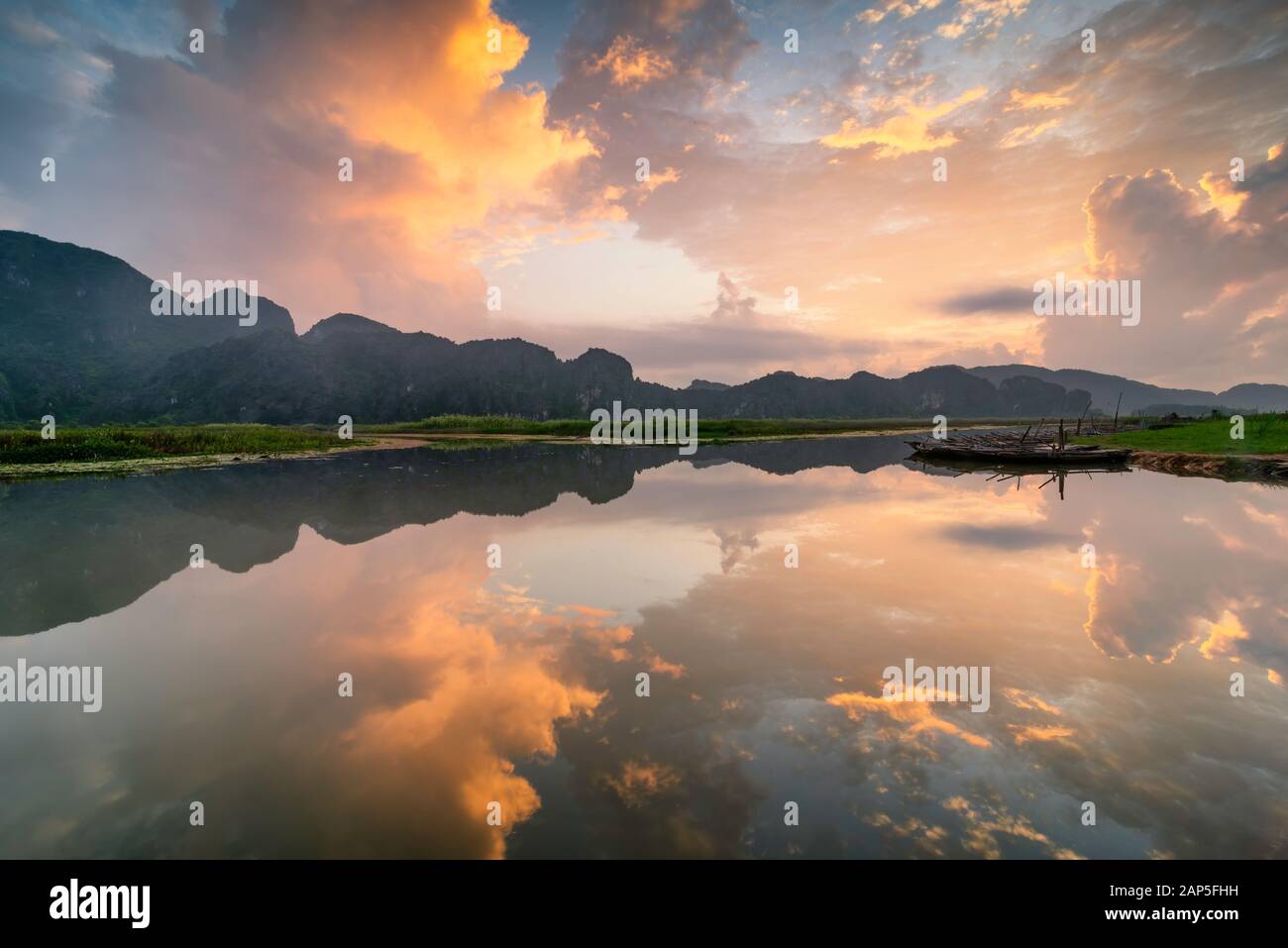 Vietnam van long nature reserve hi-res stock photography and images - Alamy