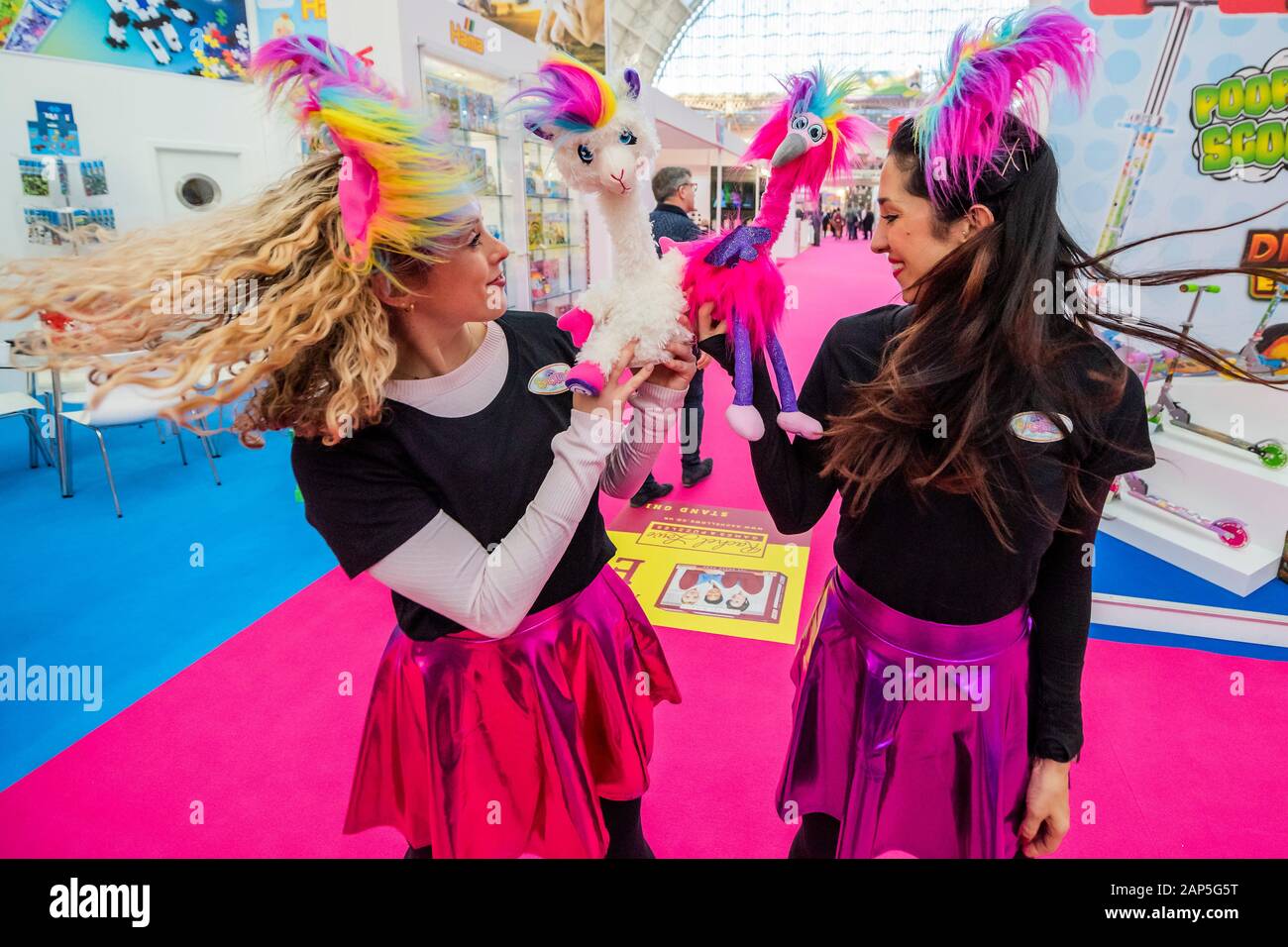 London, UK. 21st Jan 2020. Dancers show off their Sassimals on the ...