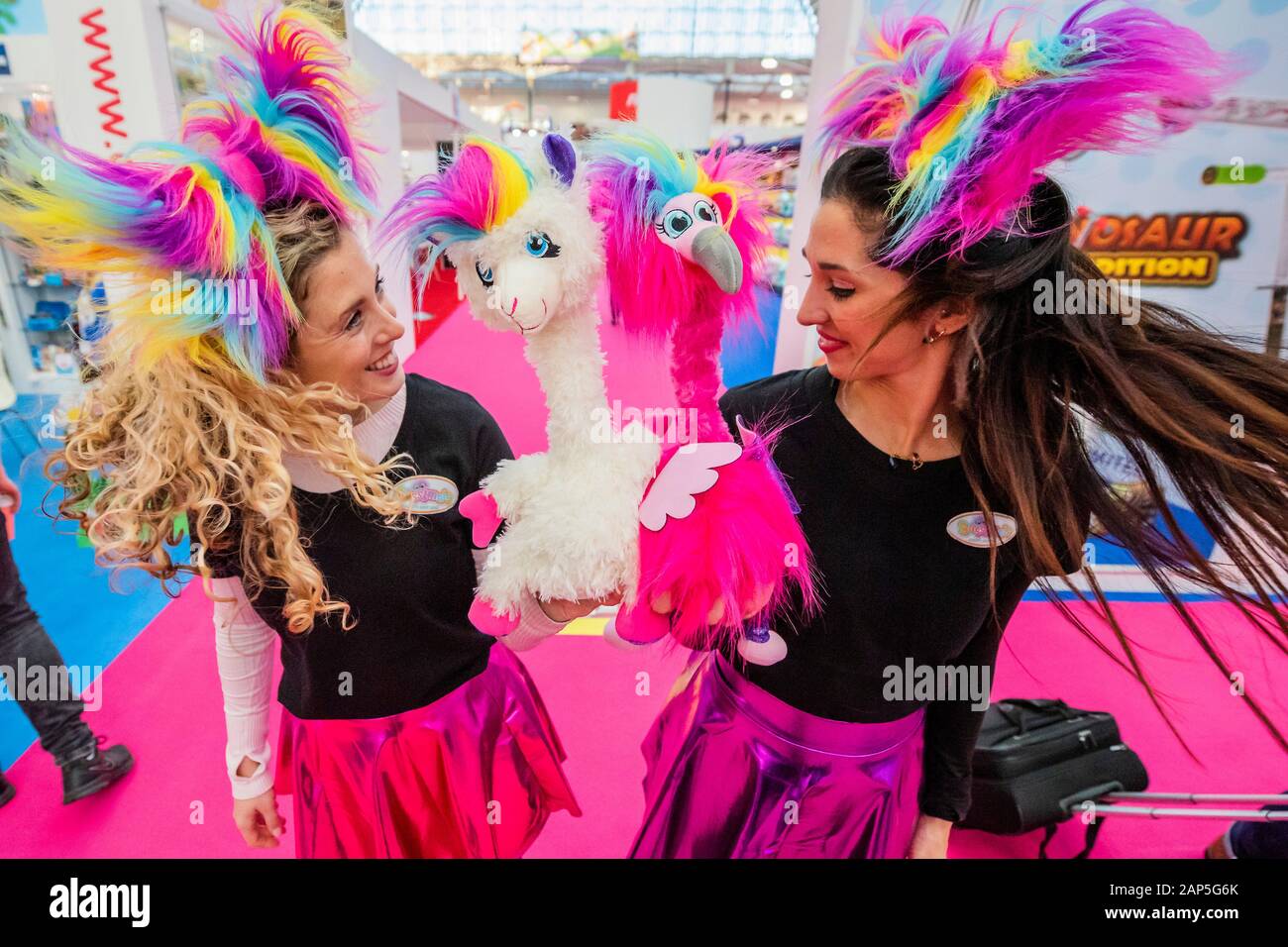 London, UK. 21st Jan 2020. Dancers show off their Sassimals on the ...