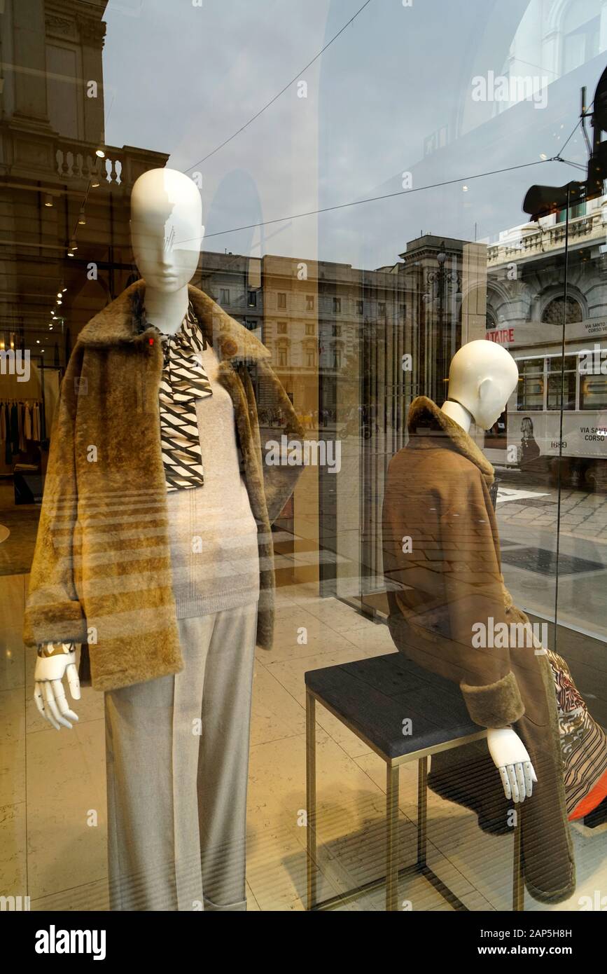 Fashion store shop window, city center, Milan, Lombardy, Italy Stock ...
