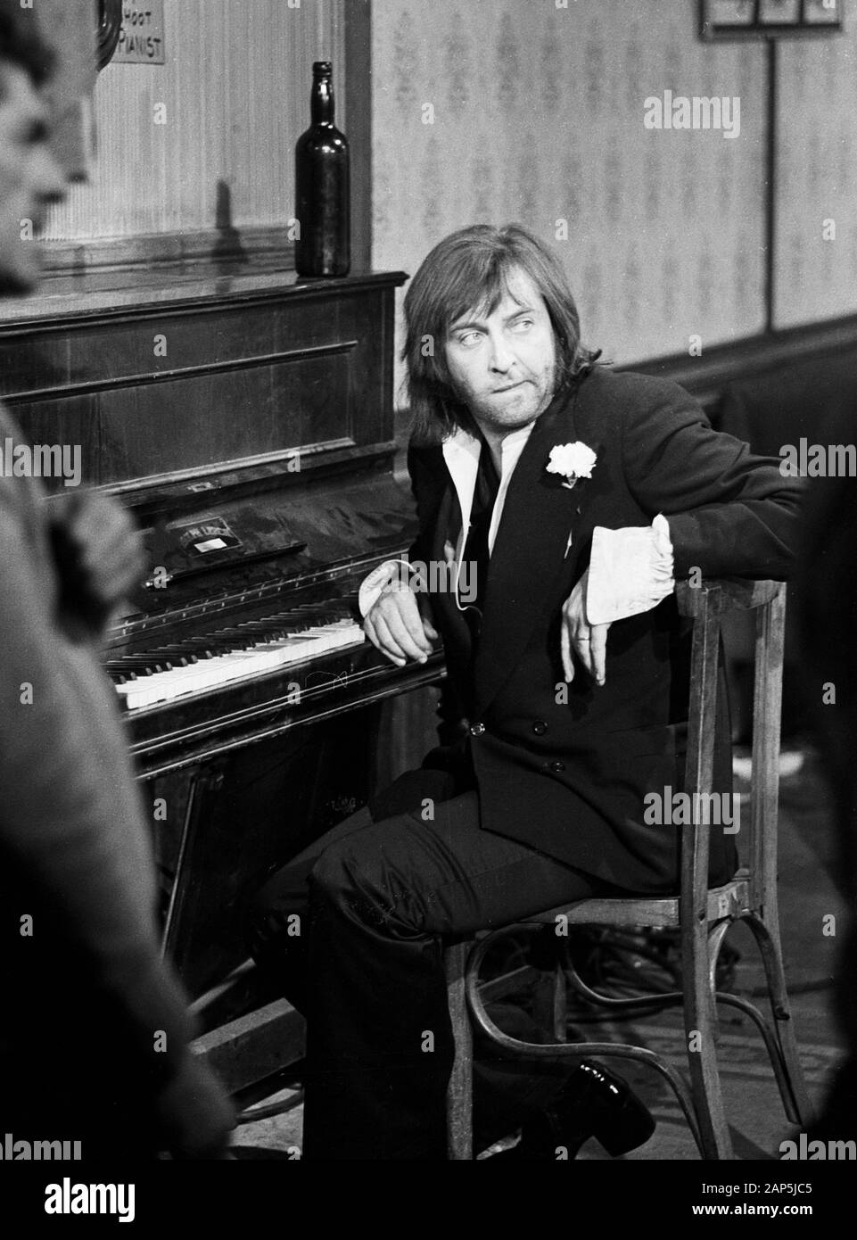 Popmusiker hi-res stock photography and images - Alamy