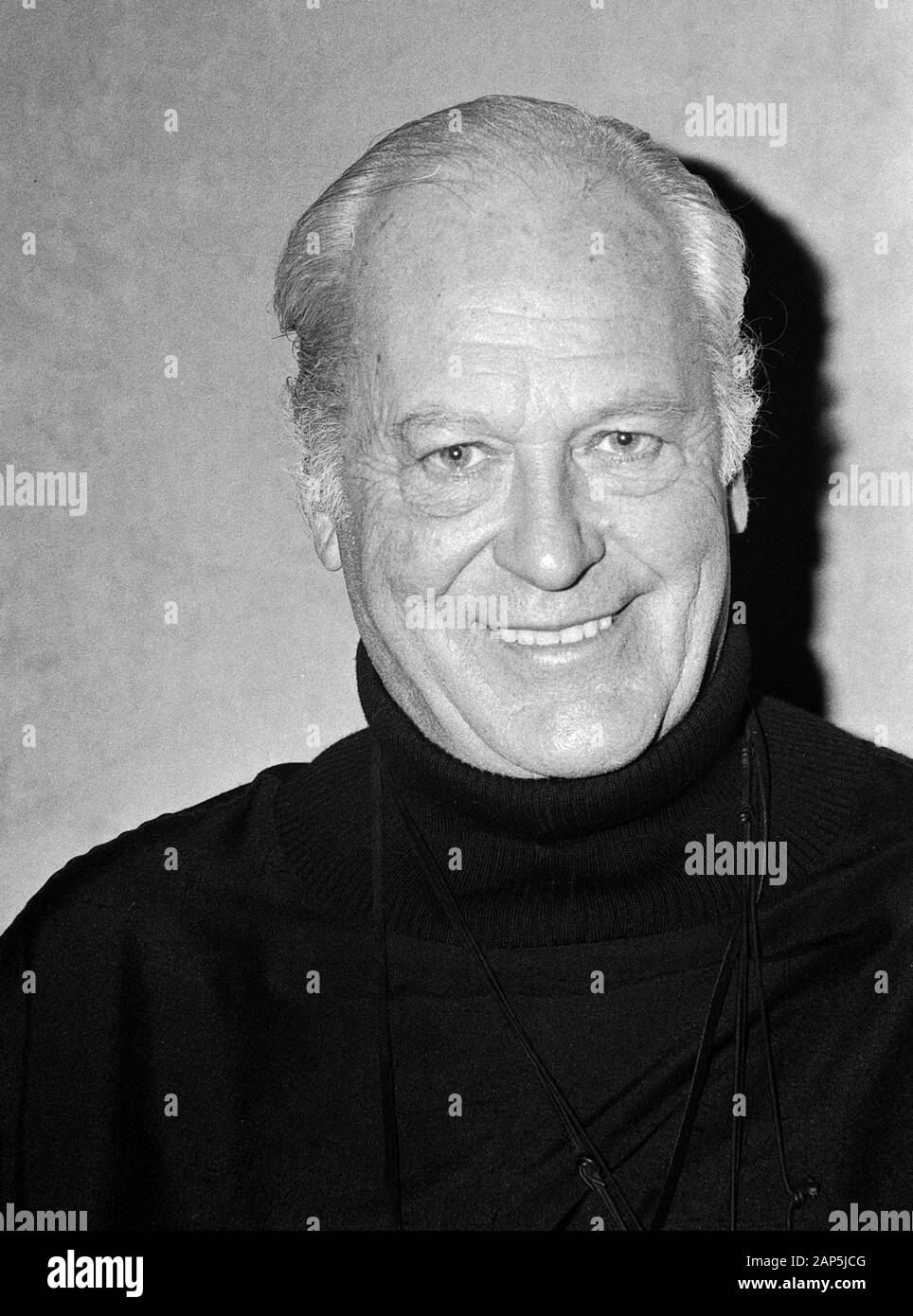 Curd Jürgens, deutsch österreichischer Bühnen- und Filmschauspieler, in ...