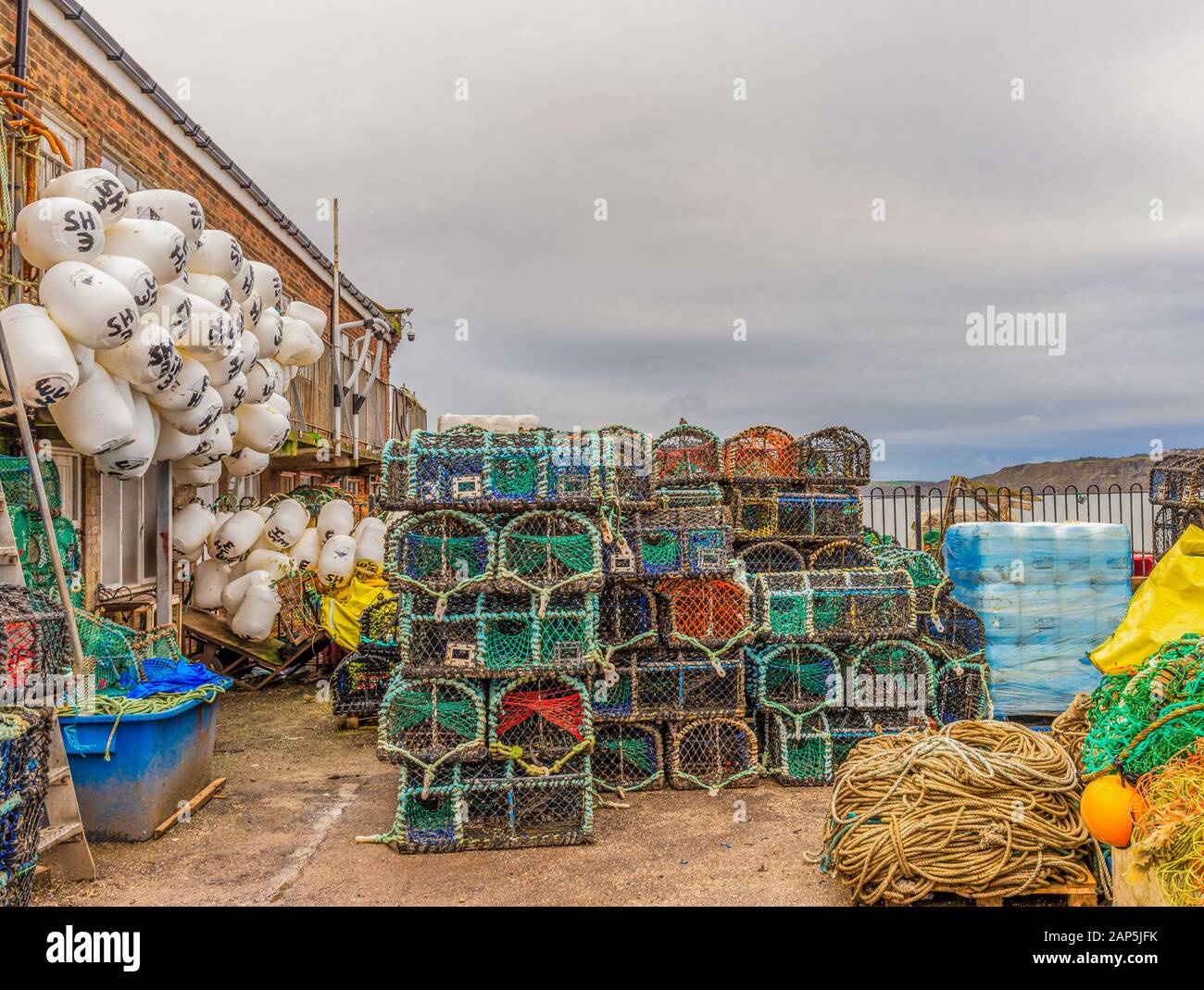 Crab containers hi-res stock photography and images - Alamy