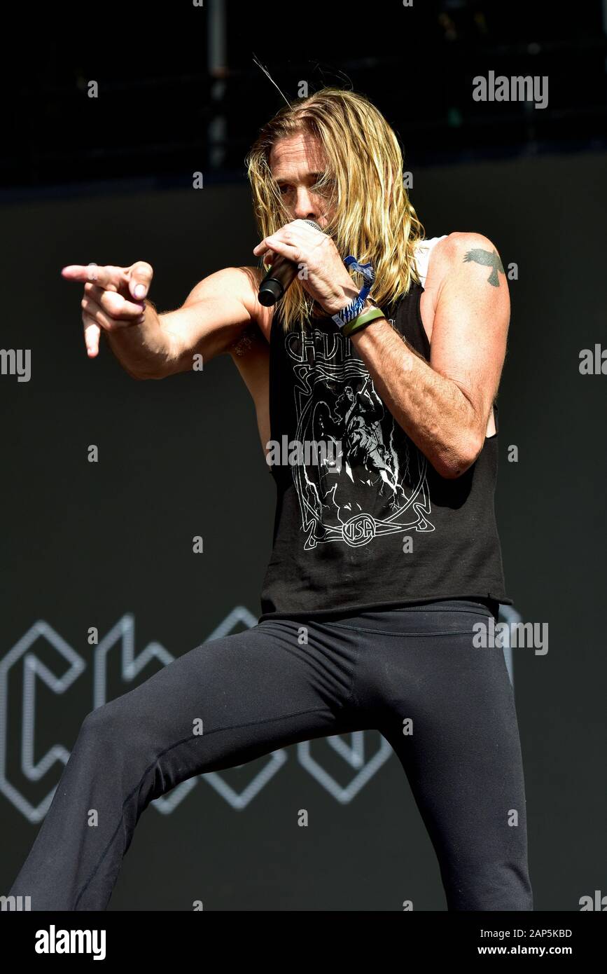 Taylor Hawkins on stage with his band Chevy Metal at The Bottlerock ...