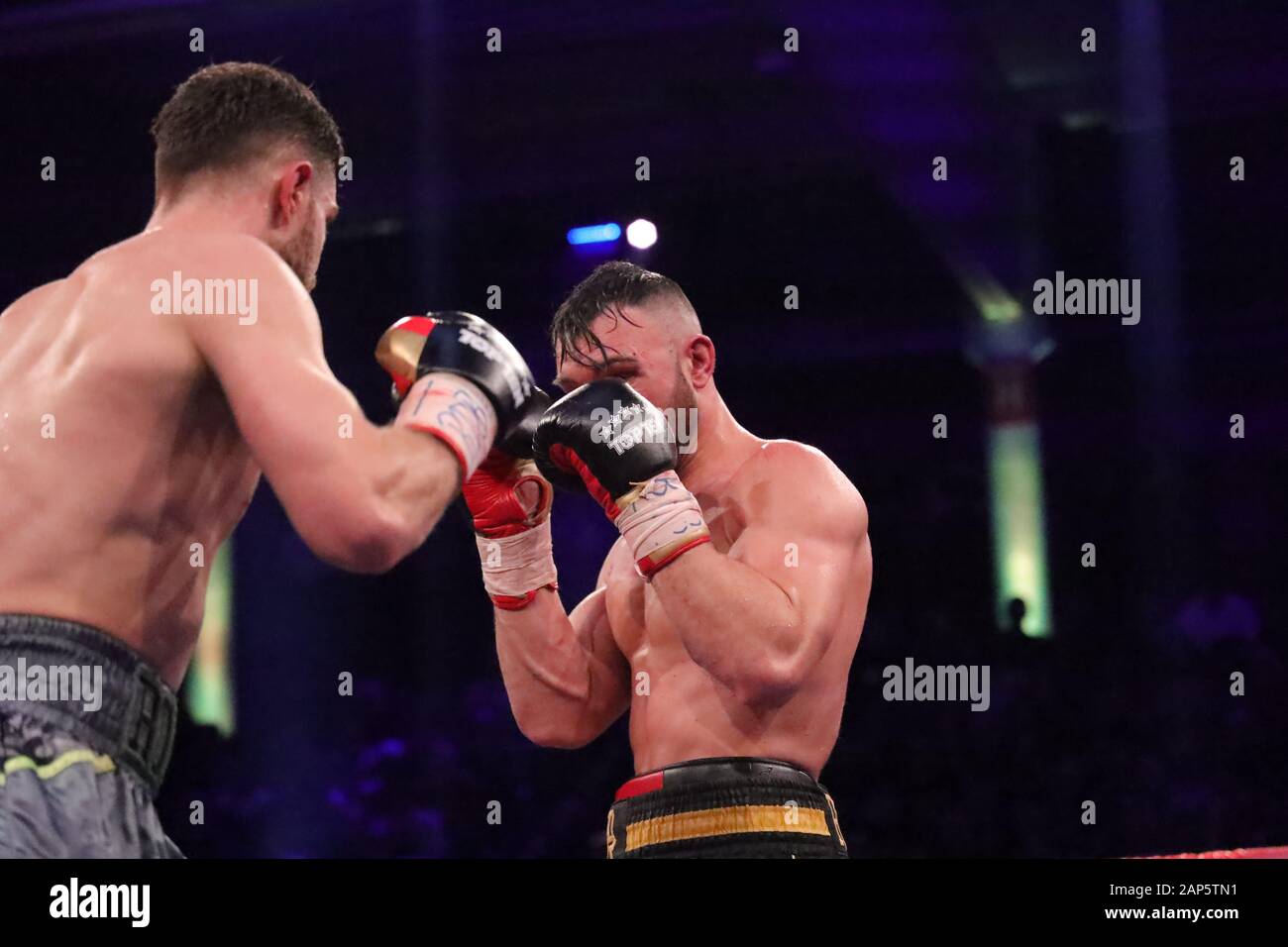 Boxkampf Roman Fress gegen Matteo Rondena German International ...