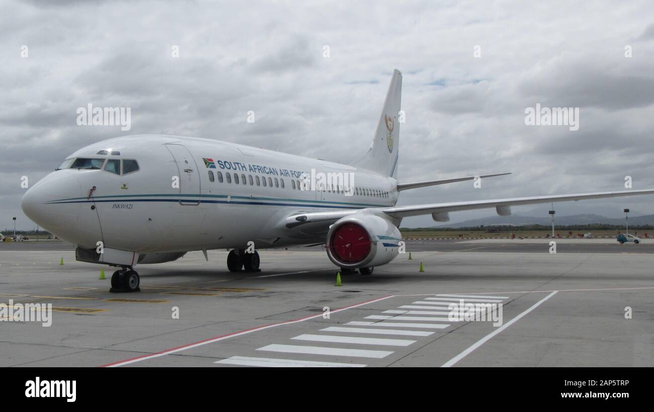 South African Presidential Jet "Inkwazi Stock Photo - Alamy