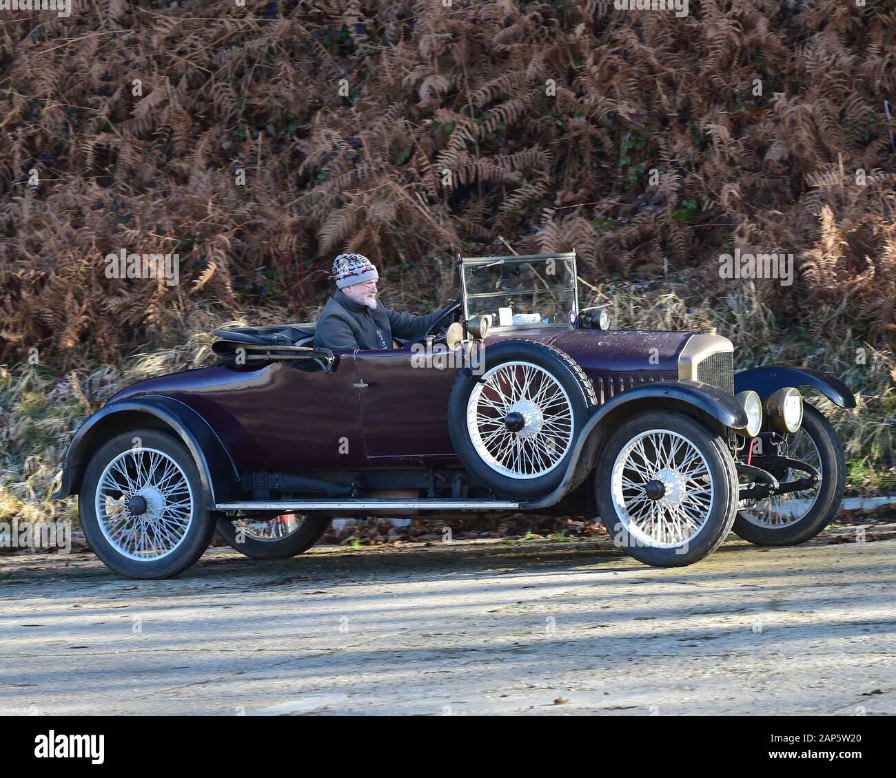 Tim Britnell, De Dion Bouton IS 3/5 Torpedo, Vintage Sports Car Club ...