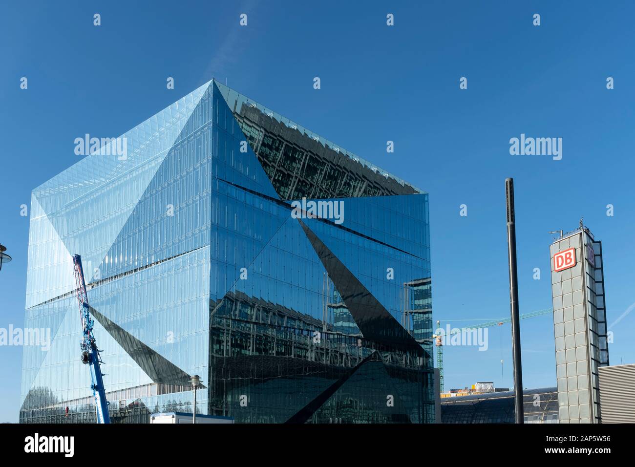 Cube berlin hi-res stock photography and images - Alamy