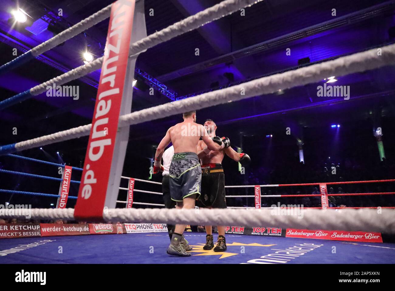 Boxkampf Roman Fress gegen Matteo Rondena German International ...