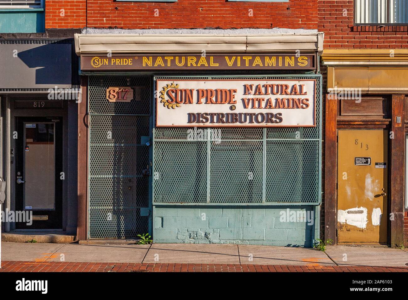 Commercial storefront in downtown Baltimore Stock Photo - Alamy
