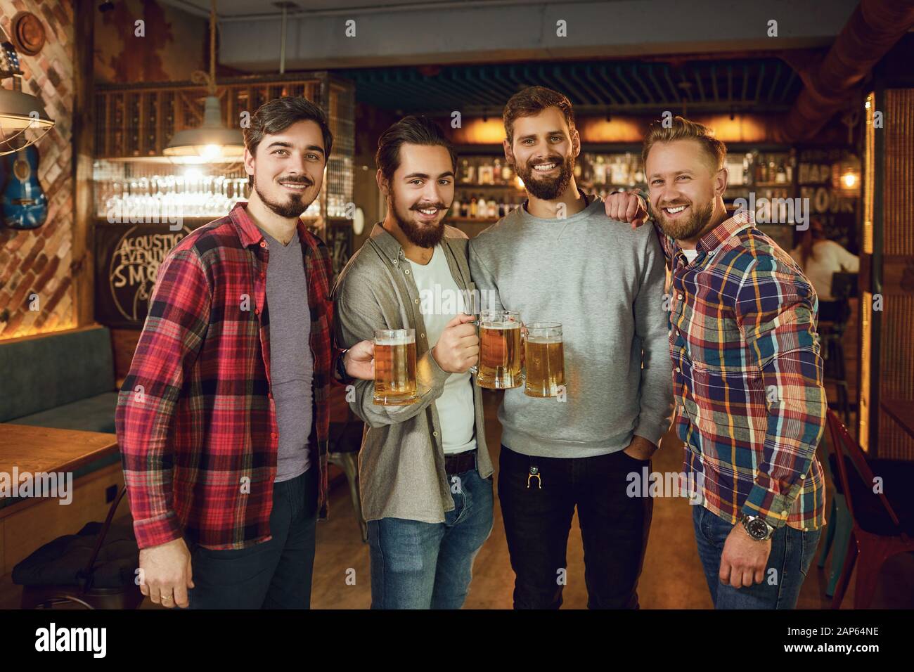 Group young people standing bar hi-res stock photography and images - Alamy