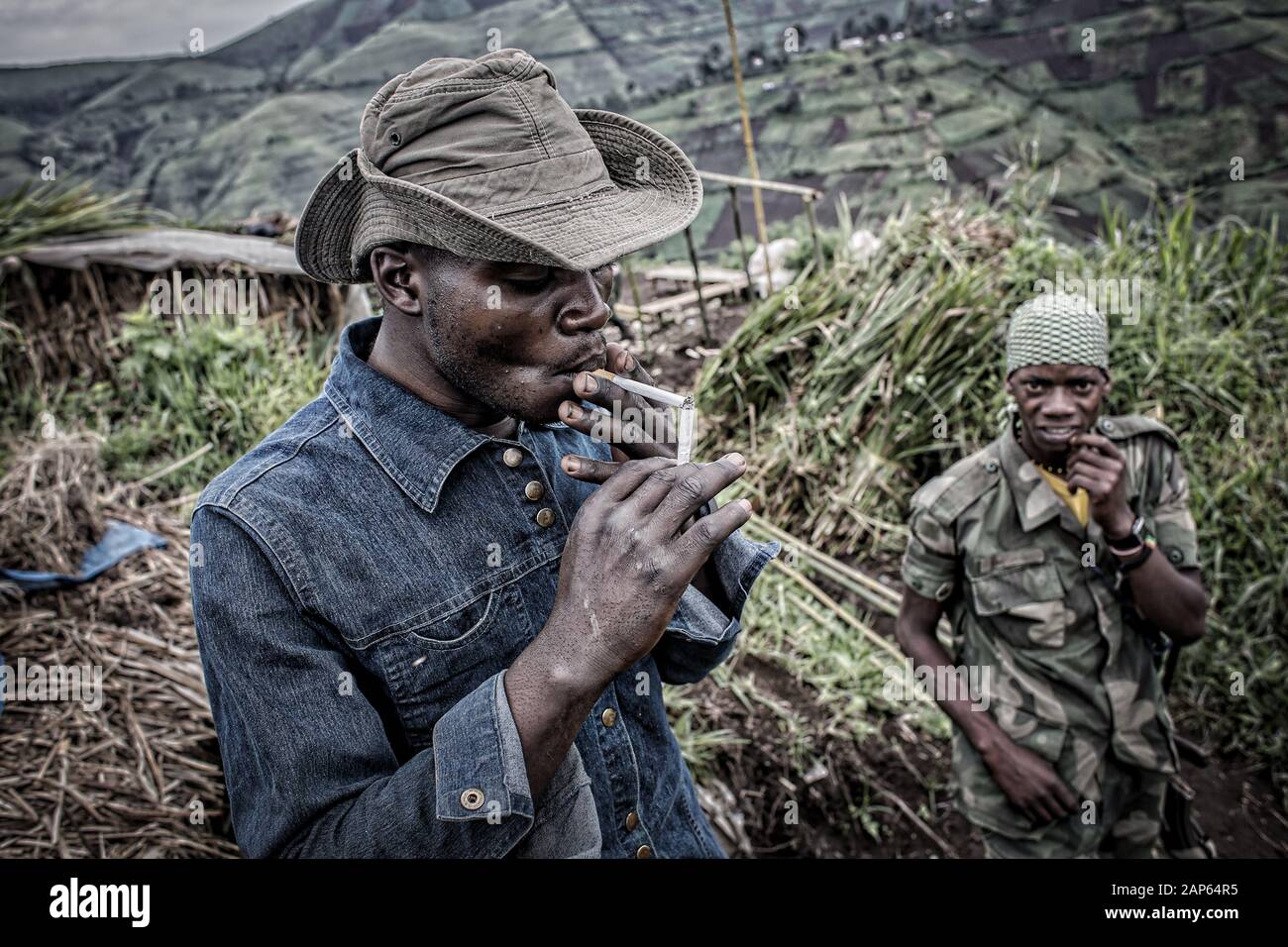 Soldiers, weapons, Kalashnikov, machete, Republic Democratic of Congo ...