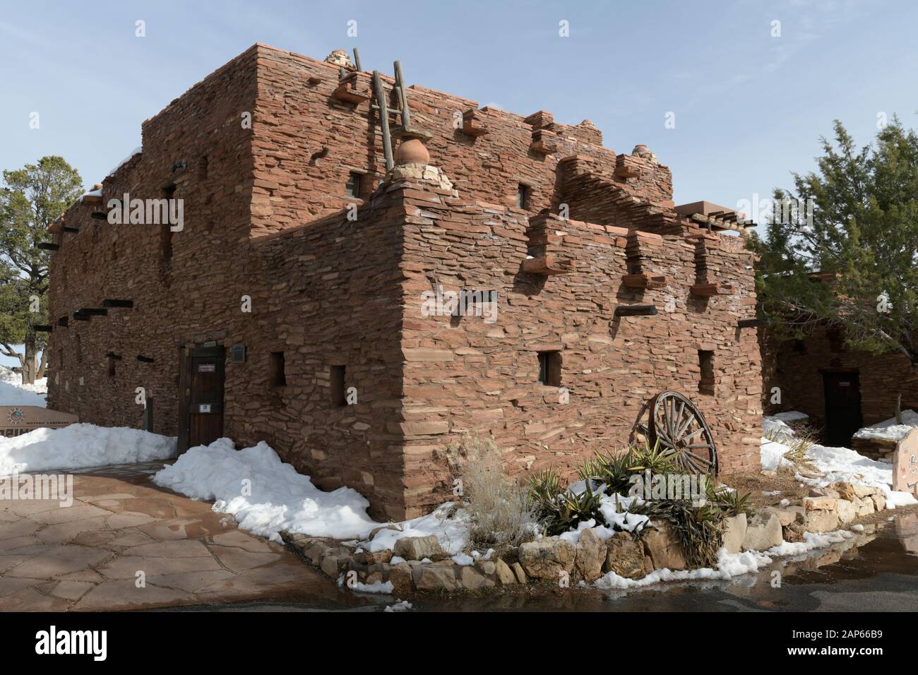 Hopi indian house grand canyon national park hi-res stock photography ...