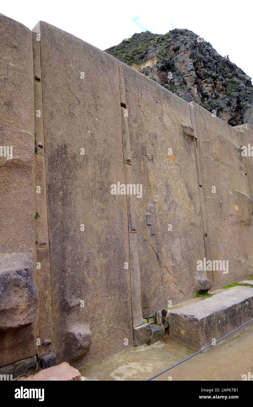 Wall of the six monoliths hi-res stock photography and images - Alamy
