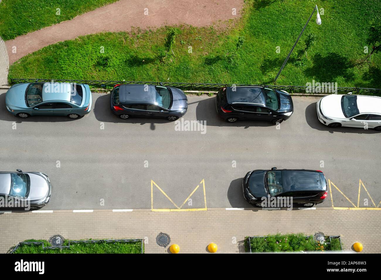 Top view of cars at public parking in residential area, daytime Stock ...