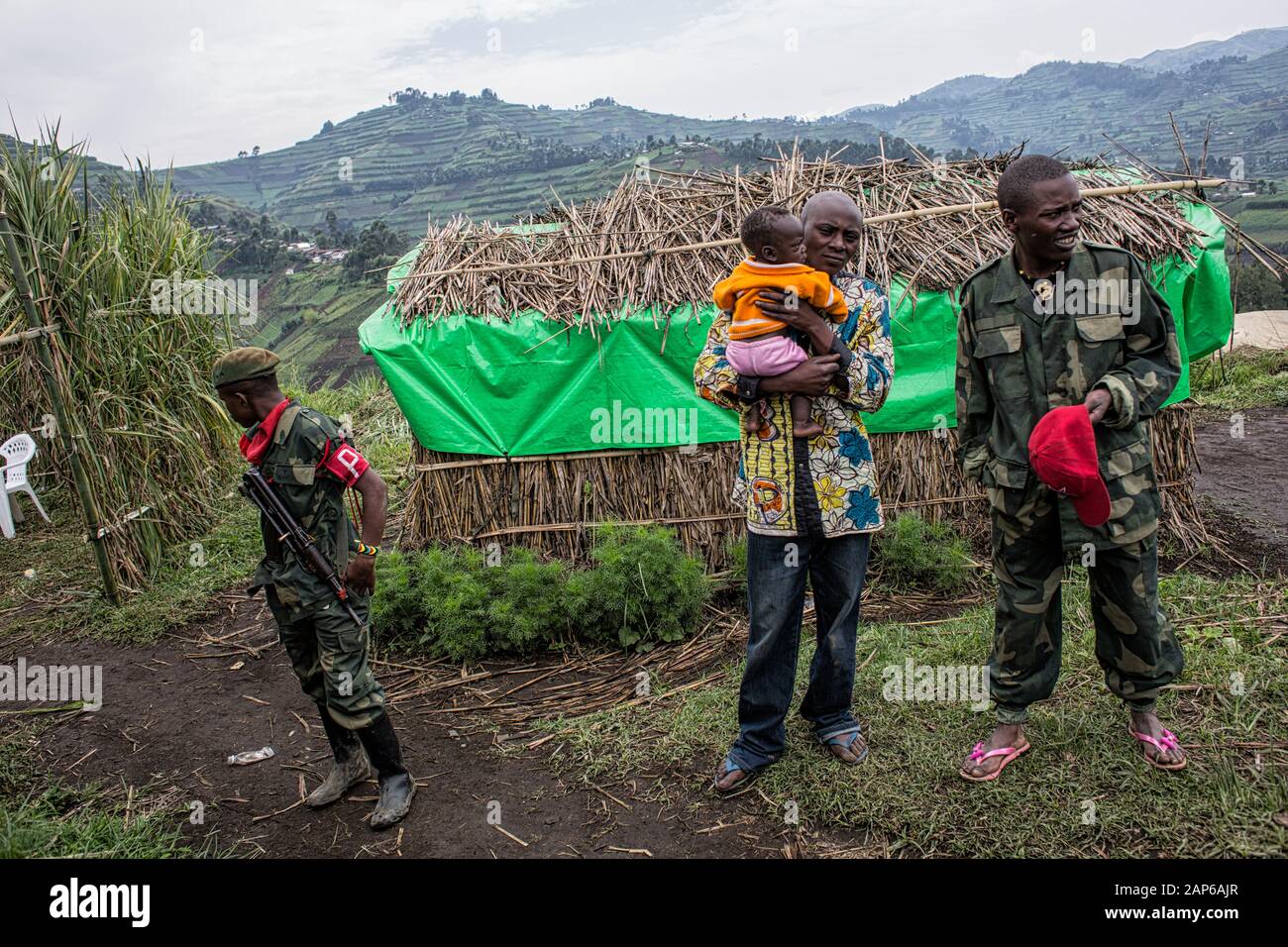 Soldiers, weapons, Kalashnikov, machete, Republic Democratic of Congo ...