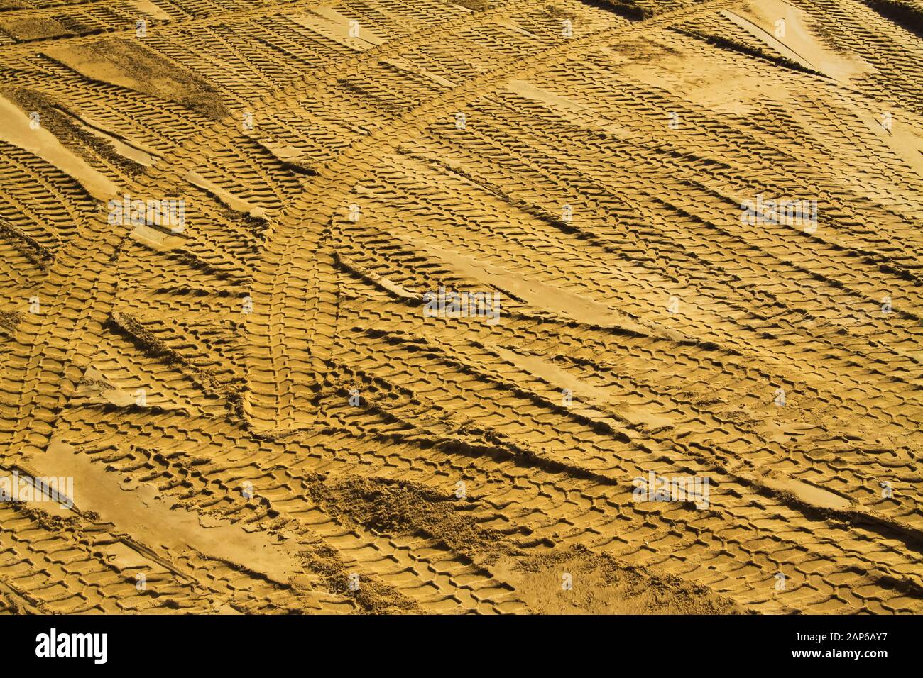 Construction tire marks hi-res stock photography and images - Alamy