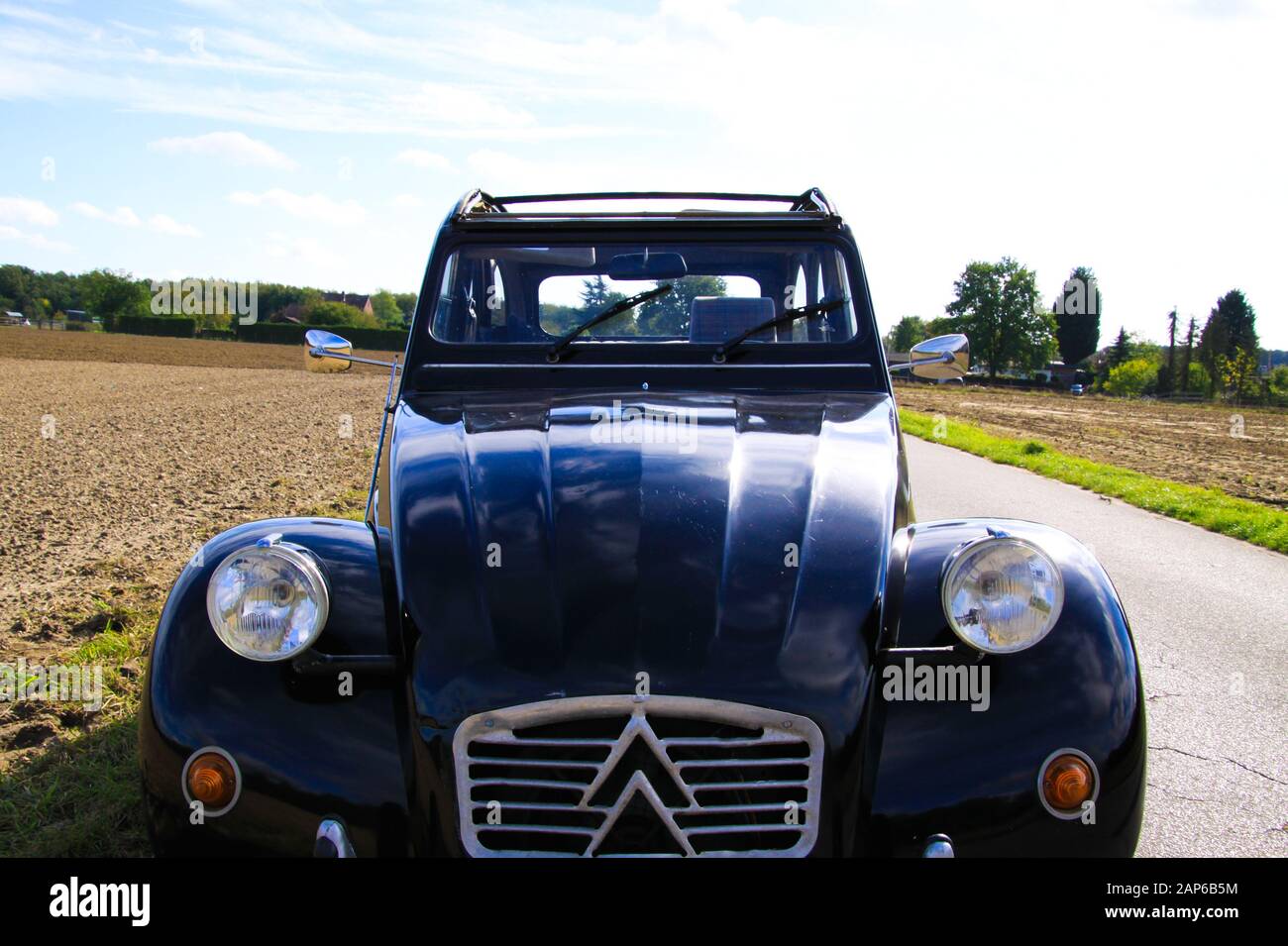 Citroen luggage rack hi-res stock photography and images - Alamy