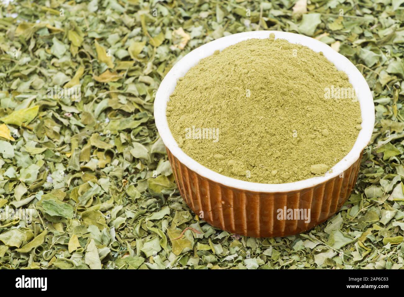 leaves and moringa powder, super food and natural medicine, Moringa ...