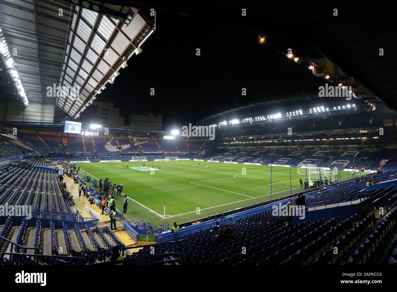 Arsenal stadium bridge hi-res stock photography and images - Alamy
