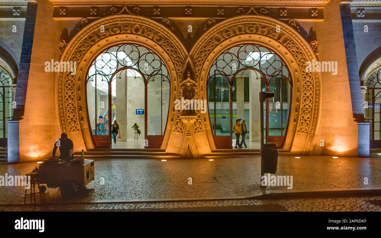 Rossio station in the night lisbon hi-res stock photography and images ...