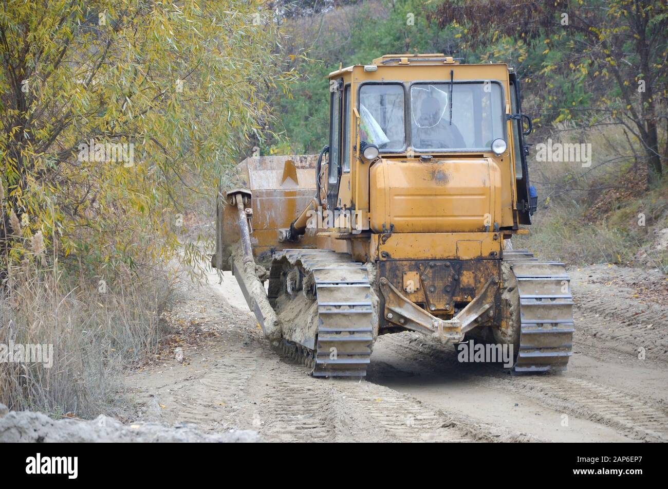 Quarry aggregate with heavy duty machinery on Construction industry ...